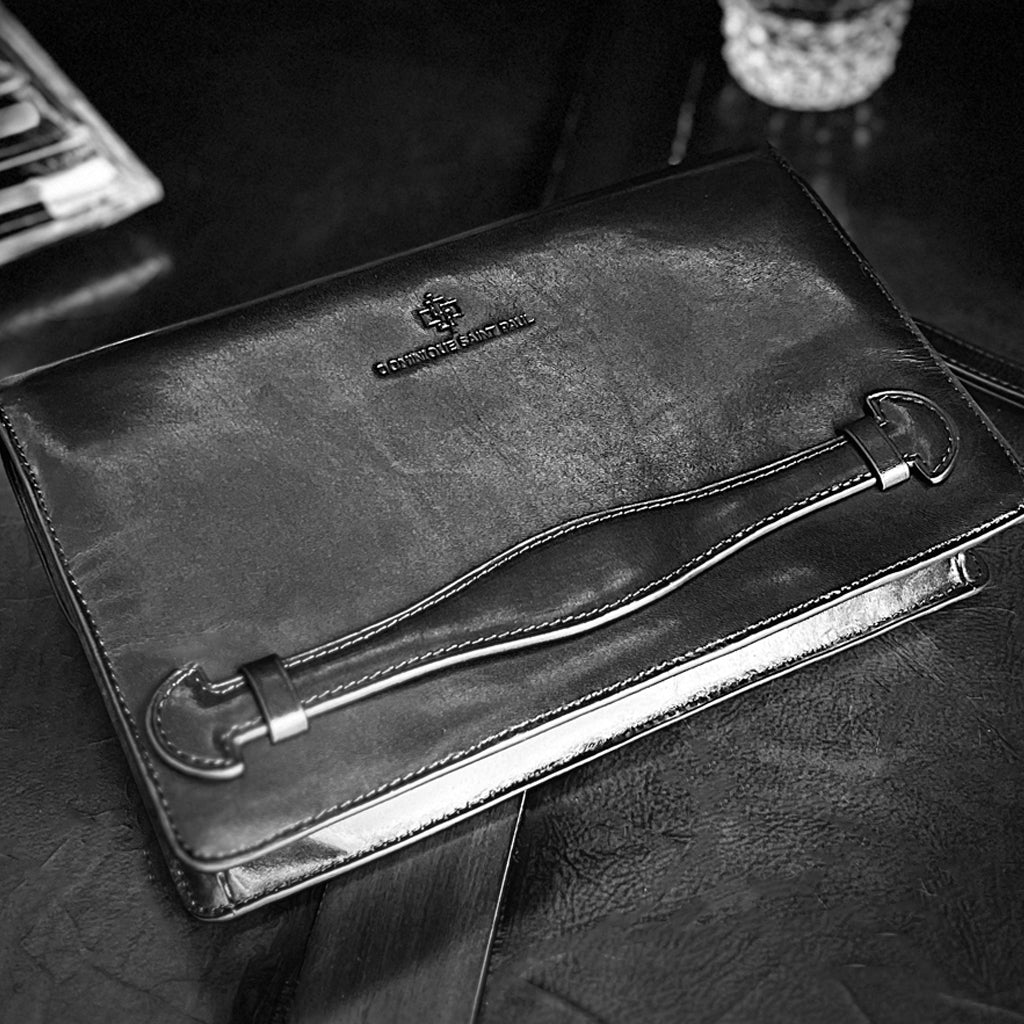 Dominique Saint Paul / Timeless Elegance